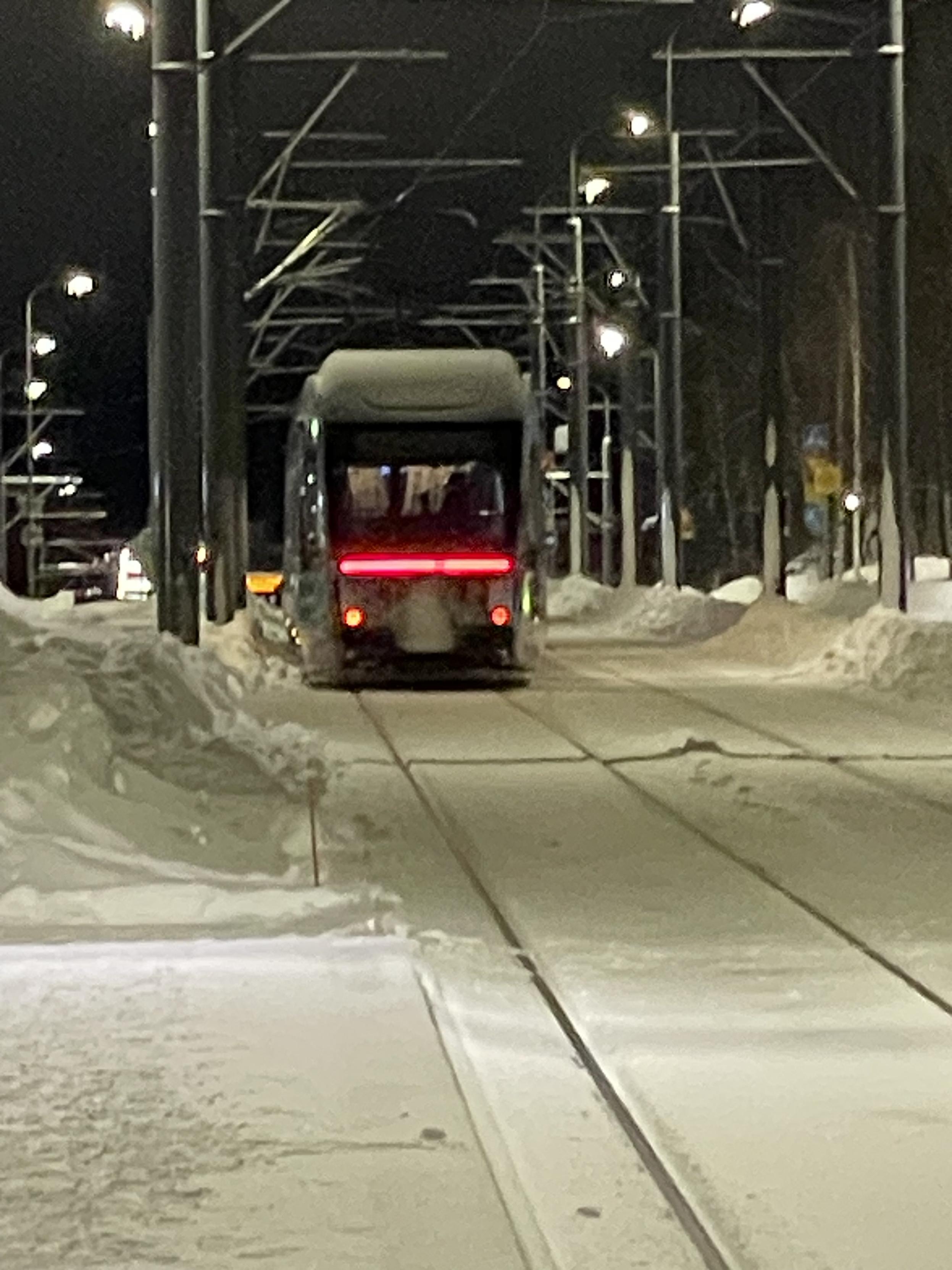 Mew :BlahajWavingTransFlag:: "The tram network had some failure and the ...